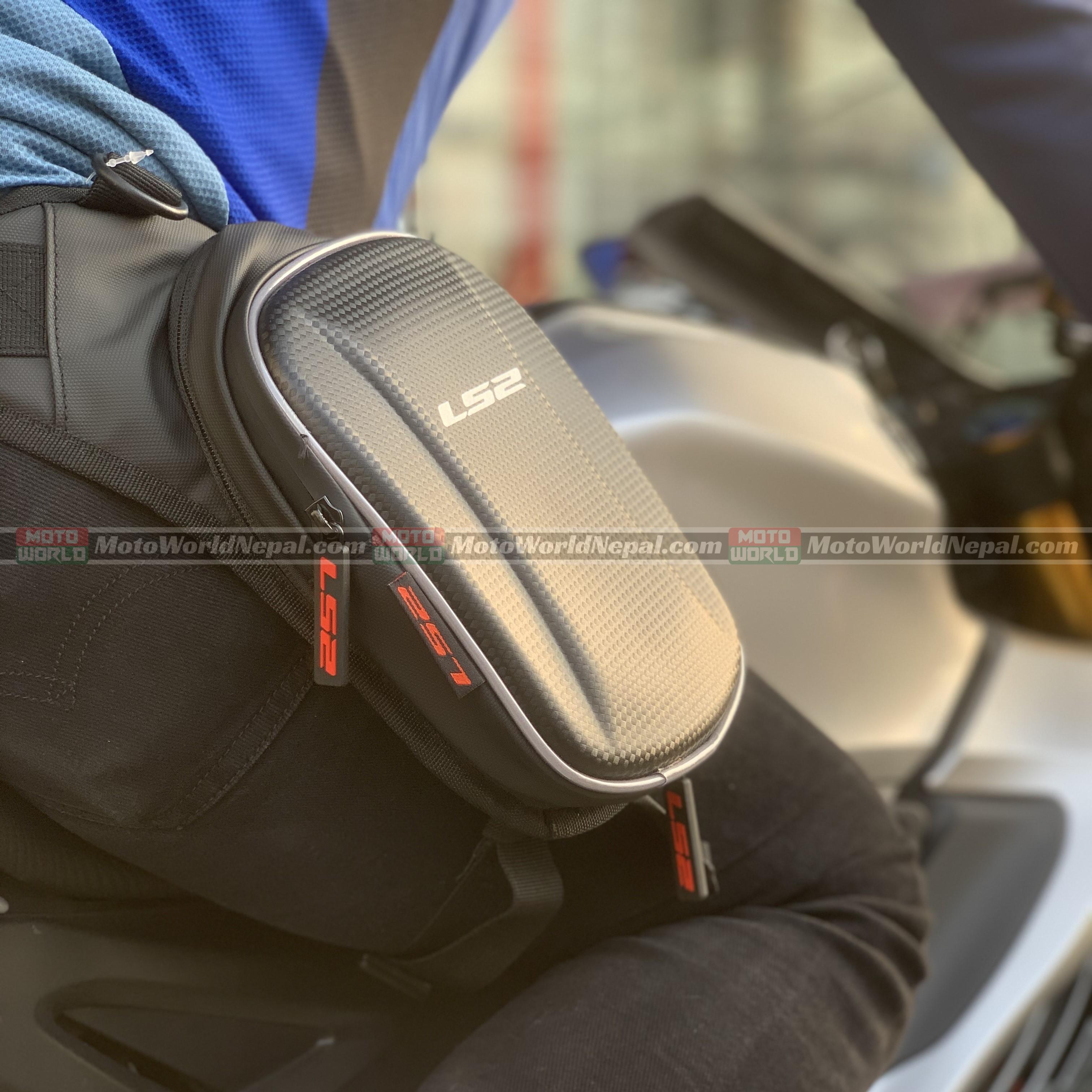 LS2 LLB-03 900D Film/PVC Carbon Grain Black Leg Bag - 4.5L | Moto World ...